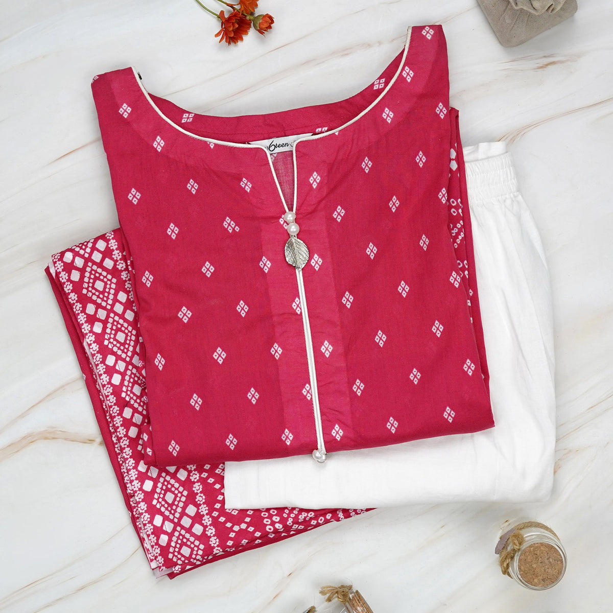 Pink Chunri – Action WebStore